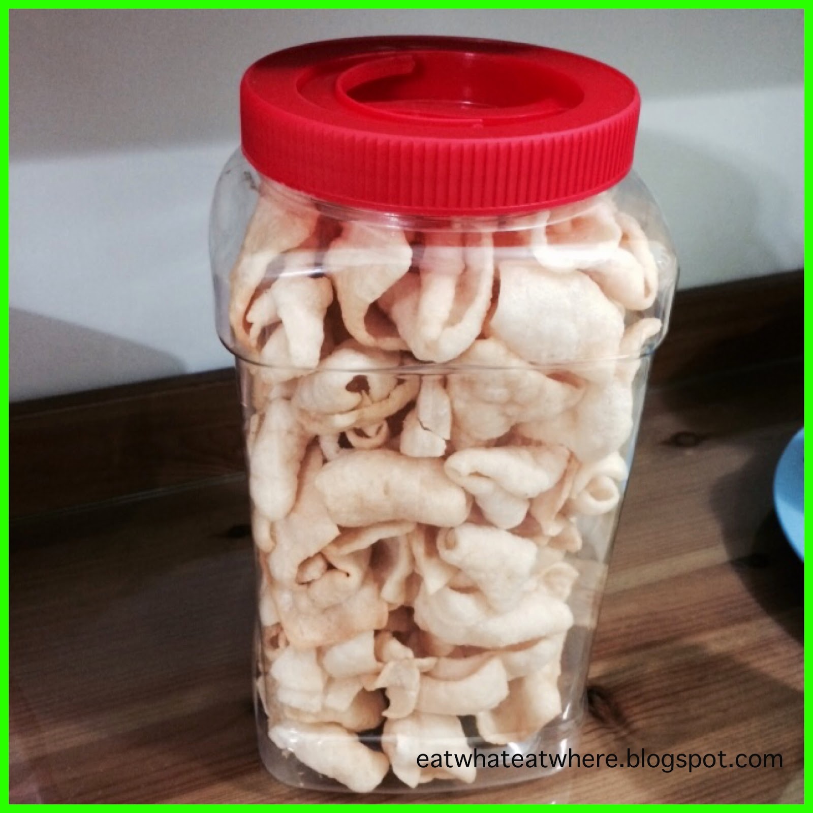 Eat what, Eat where?: #ewew fries Prawn Crackers